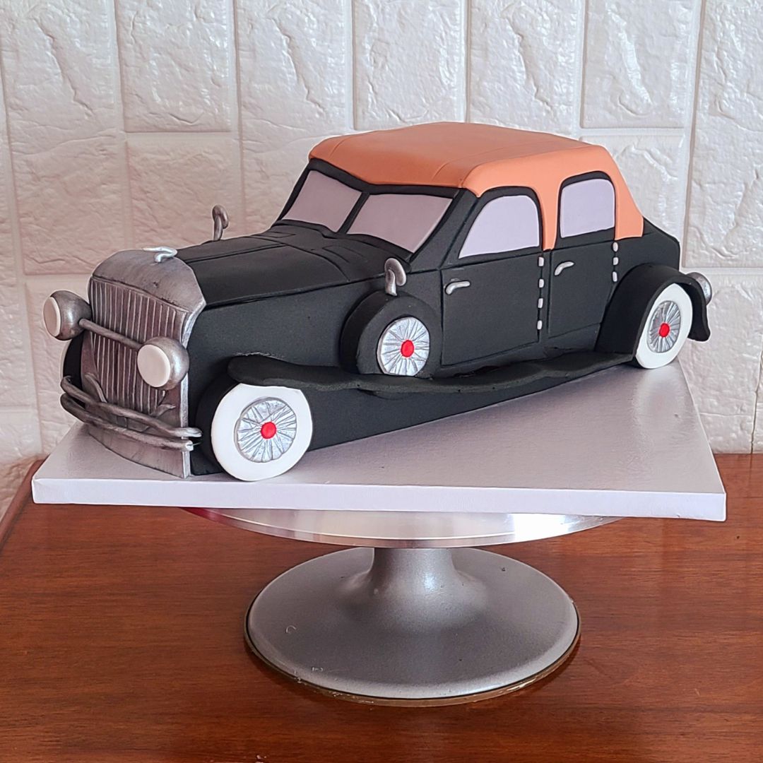 Custom Cake – Vanessa Placido Cakes